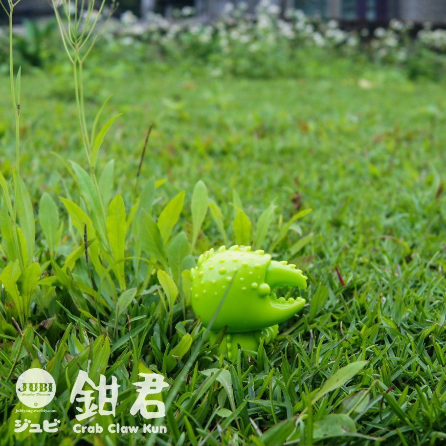 Crab Claw Kun by JUBI Release - The Toy Chronicle
