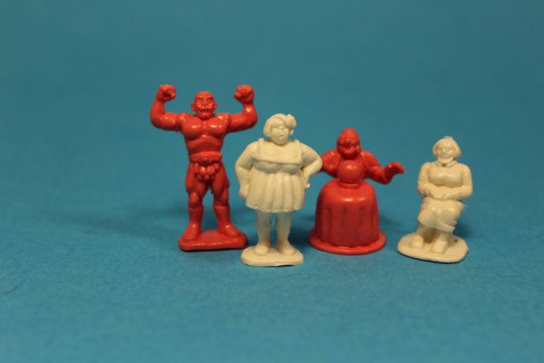 Freak Show miniatures set by betterdaystoys - The Toy Chronicle