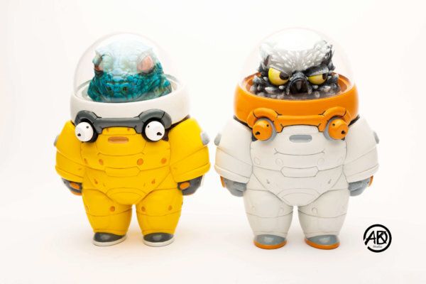 AK Studio's Roaming Series Night Lonely Lizard - The Toy Chronicle