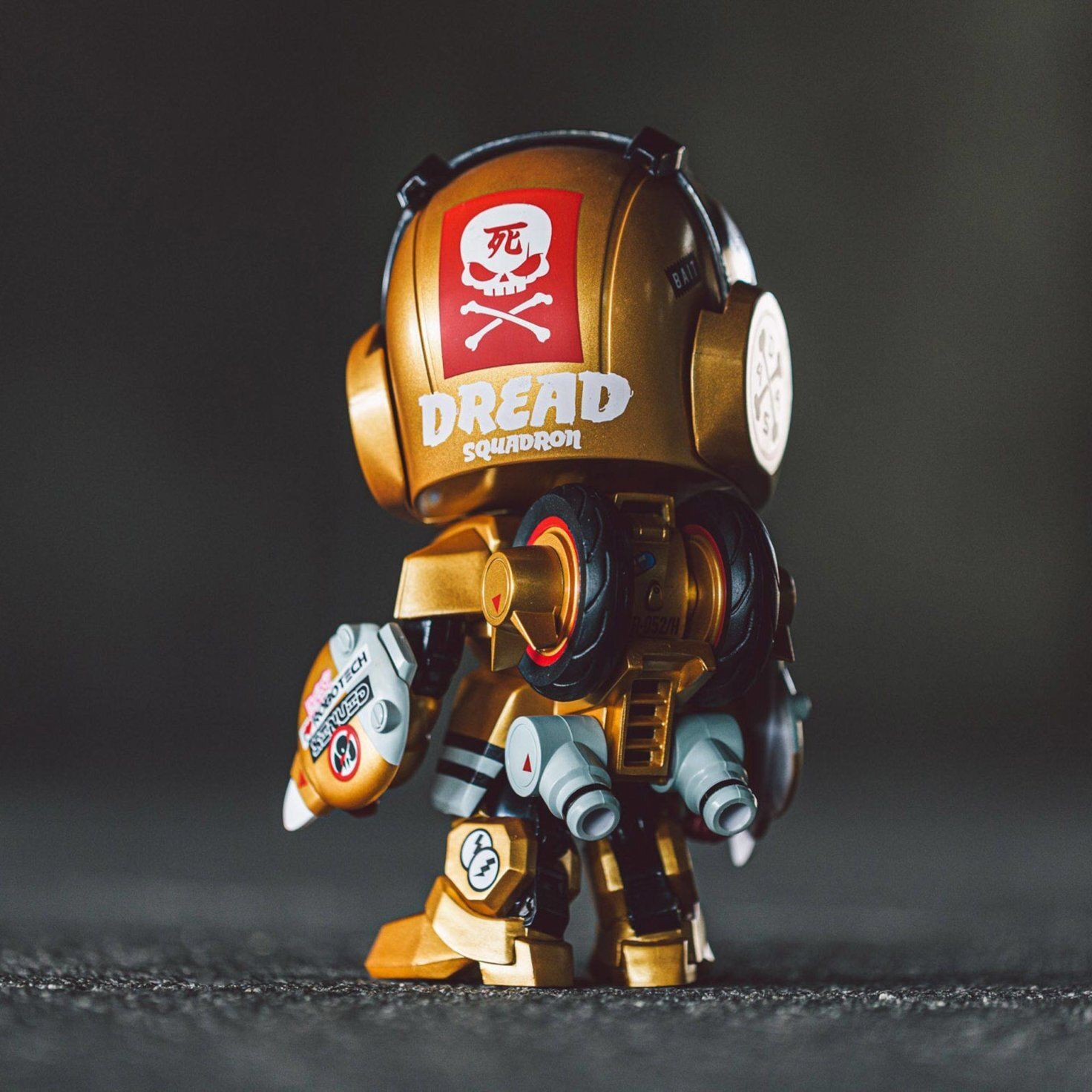S. Head SKULL SQUADRON ROBOTECH ARMOR by Huck Gee x BAIT - The Toy ...