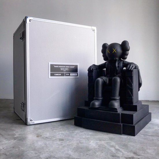 Blackout Edition of Abraham Linkawn by FLABSLAB - The Toy Chronicle