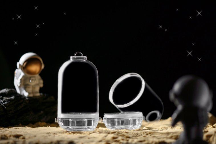 Space Capsule Display Cases by 1983 Toys! - The Toy Chronicle