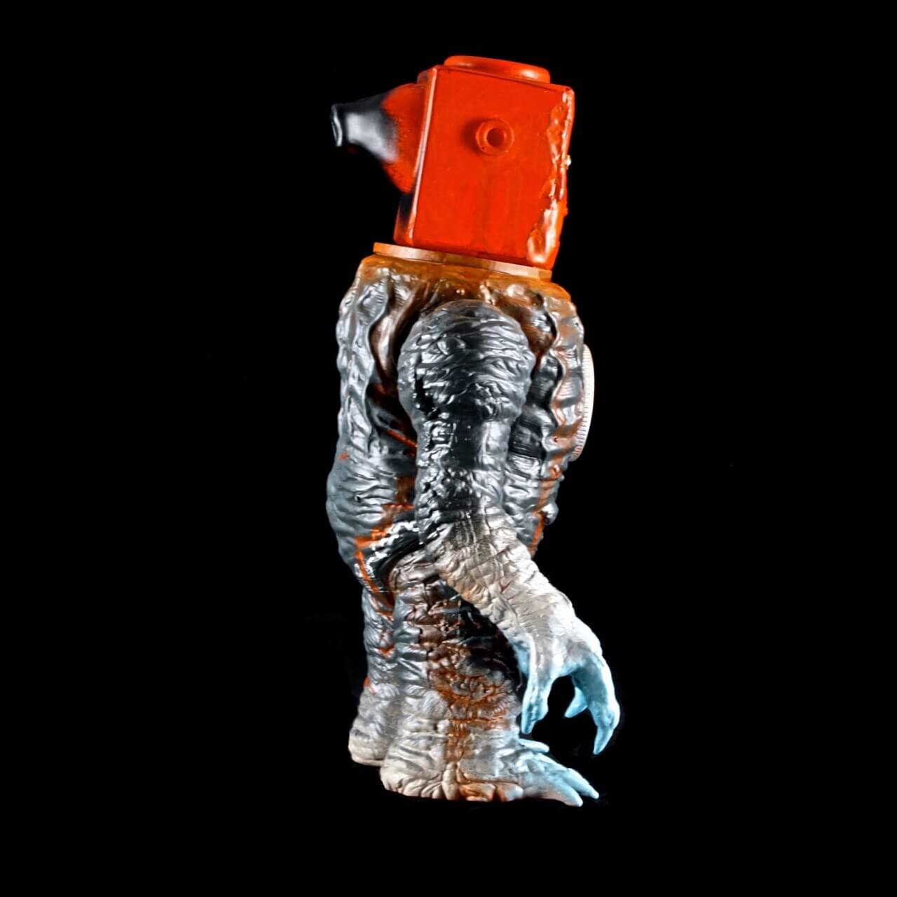 Atomic Powered Cyborg by Plaseebo - The Toy Chronicle