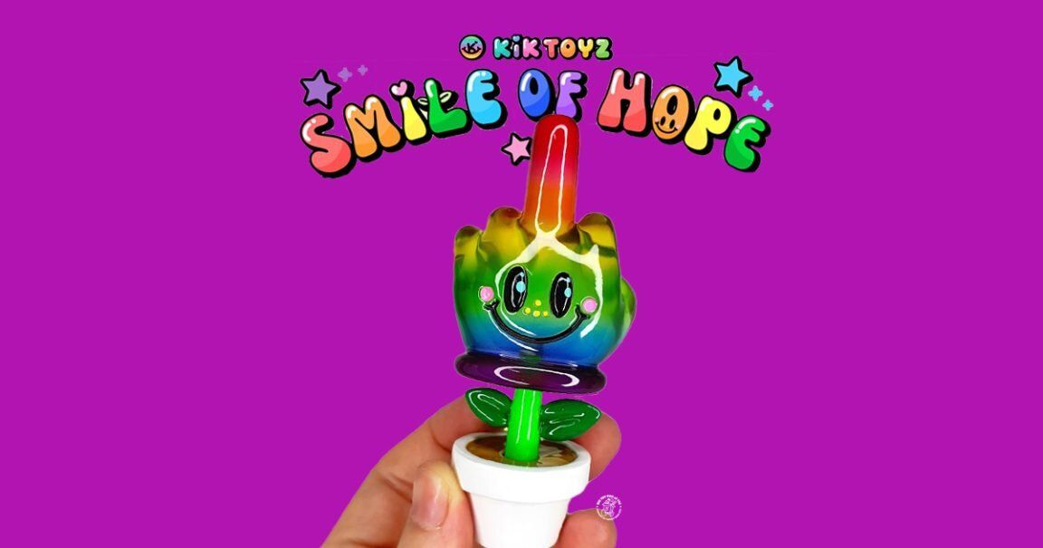 KIK Toyz Presents Smile of Hope Rainbow Candy Version - The Toy Chronicle